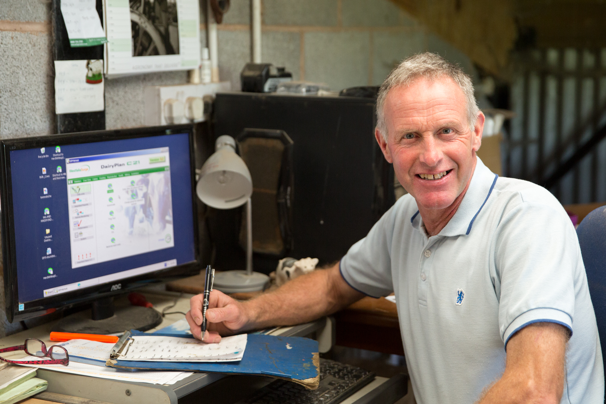 Spring grazing in autumn calving systems | AHDB