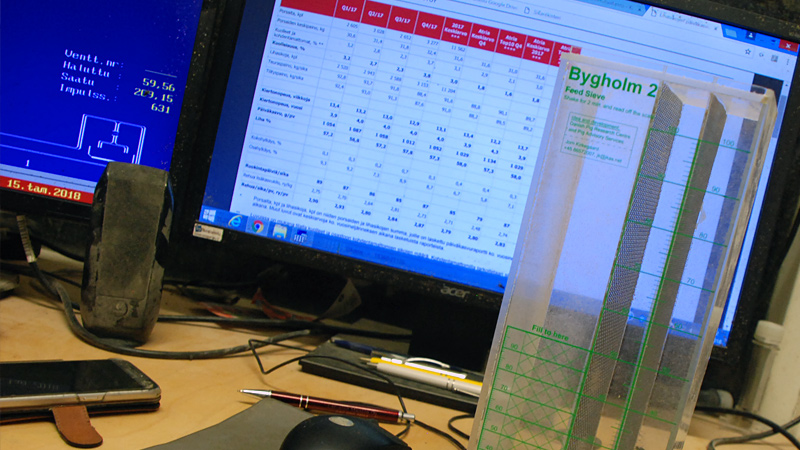 EU PiG – Rearing pigs with intact tails | AHDB