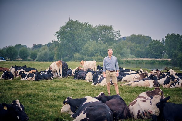 Buscot Wick Farm - strategic dairy farm | AHDB
