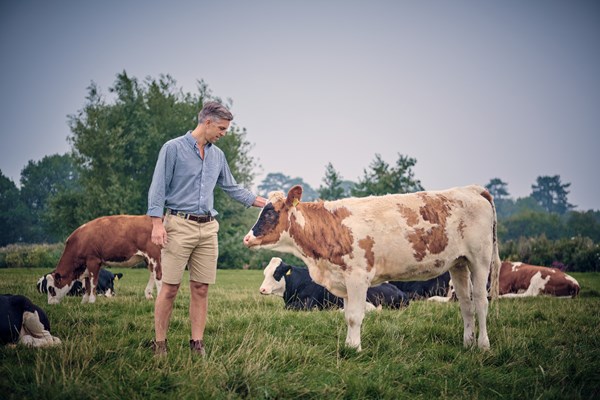 Buscot Wick Farm - strategic dairy farm | AHDB